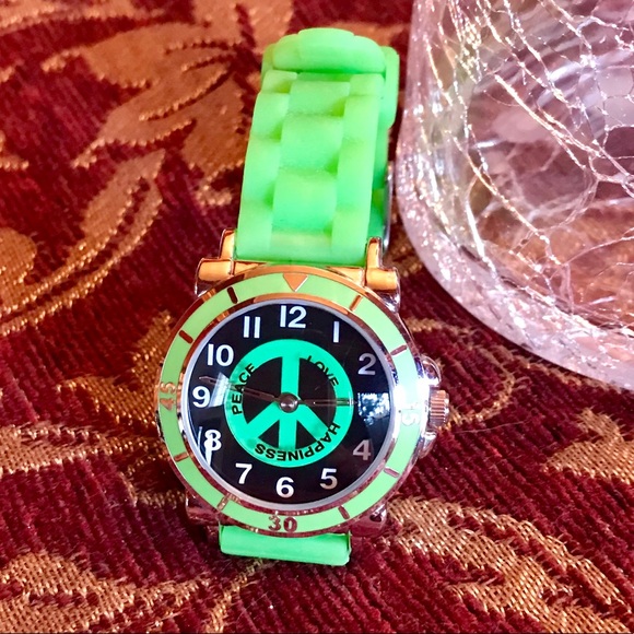 Collezio | Accessories | Collezio Green Peace Watch | Poshmark